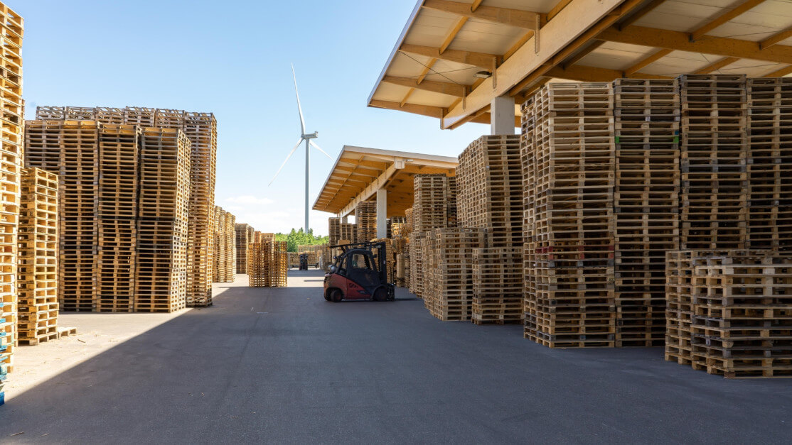 The benefits of having your own pallet pool | Foresco